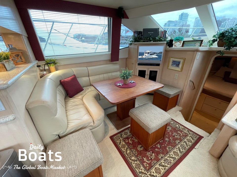 1999 Carver 504 Cockpit Motor Yacht for sale. View price, photos and ...