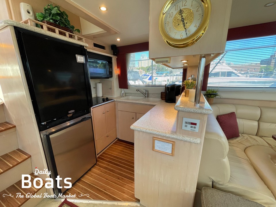 1999 Carver 504 Cockpit Motor Yacht for sale. View price, photos and ...