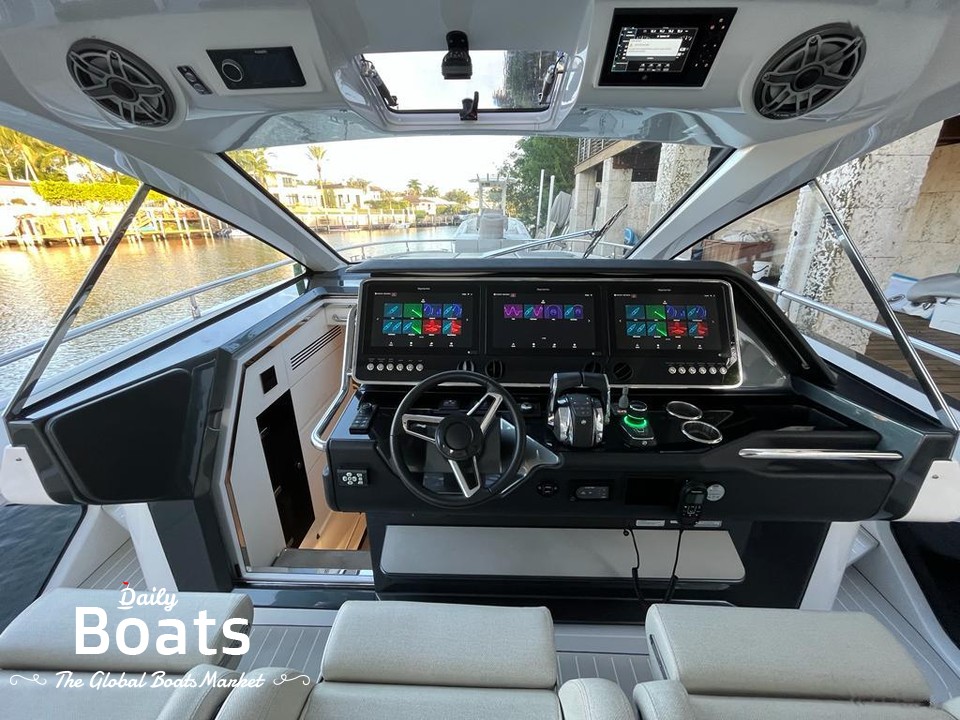 2021 Azimut 47 Verve for sale. View price, photos and Buy 2021 Azimut ...