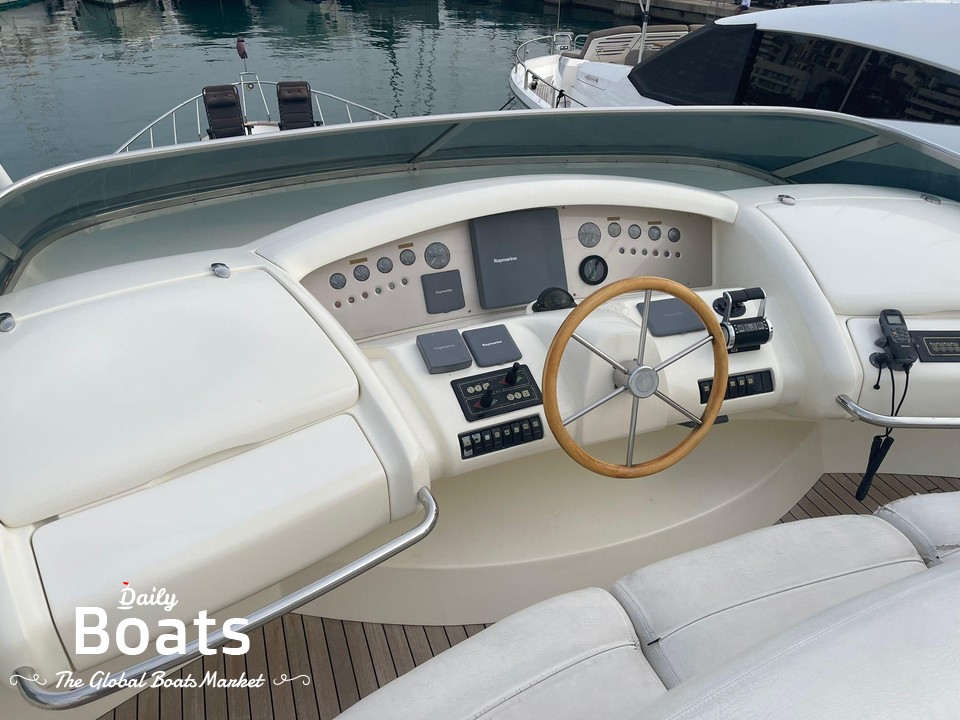 2003 Azimut 80 Flybridge for sale. View price, photos and Buy 2003 ...