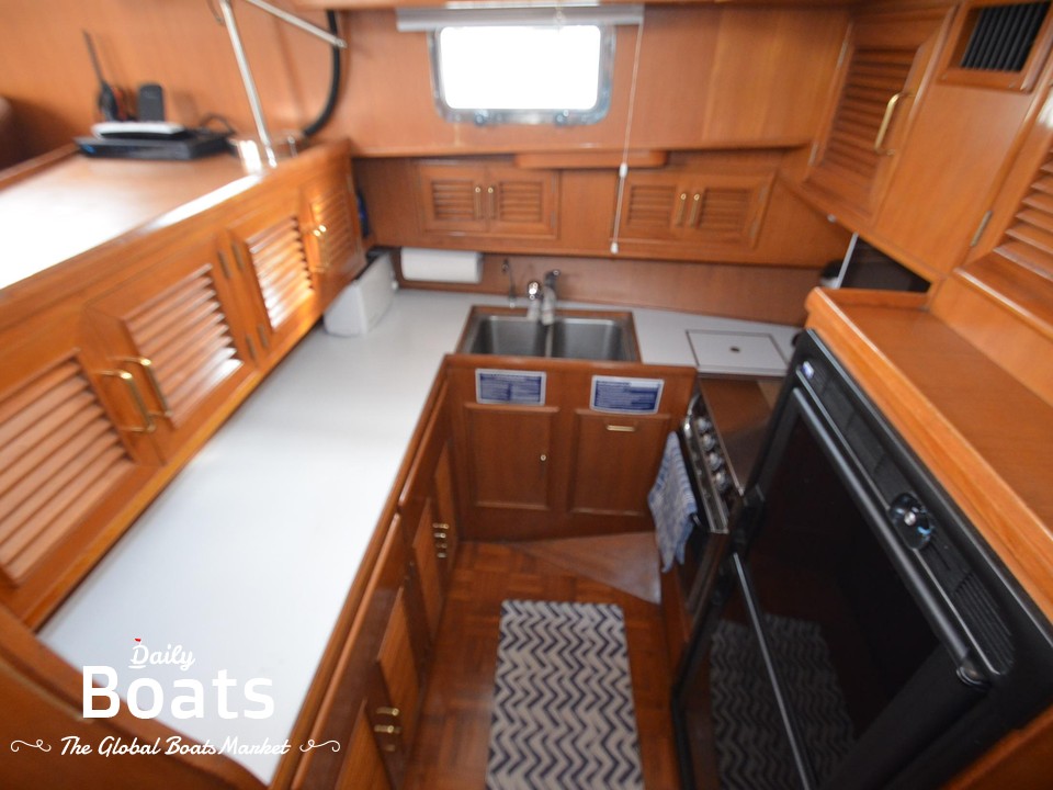 1988 CHB 42 Sundeck for sale. View price, photos and Buy 1988 CHB 42 ...