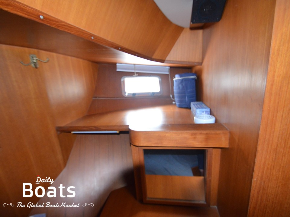 1988 CHB 42 Sundeck for sale. View price, photos and Buy 1988 CHB 42 ...