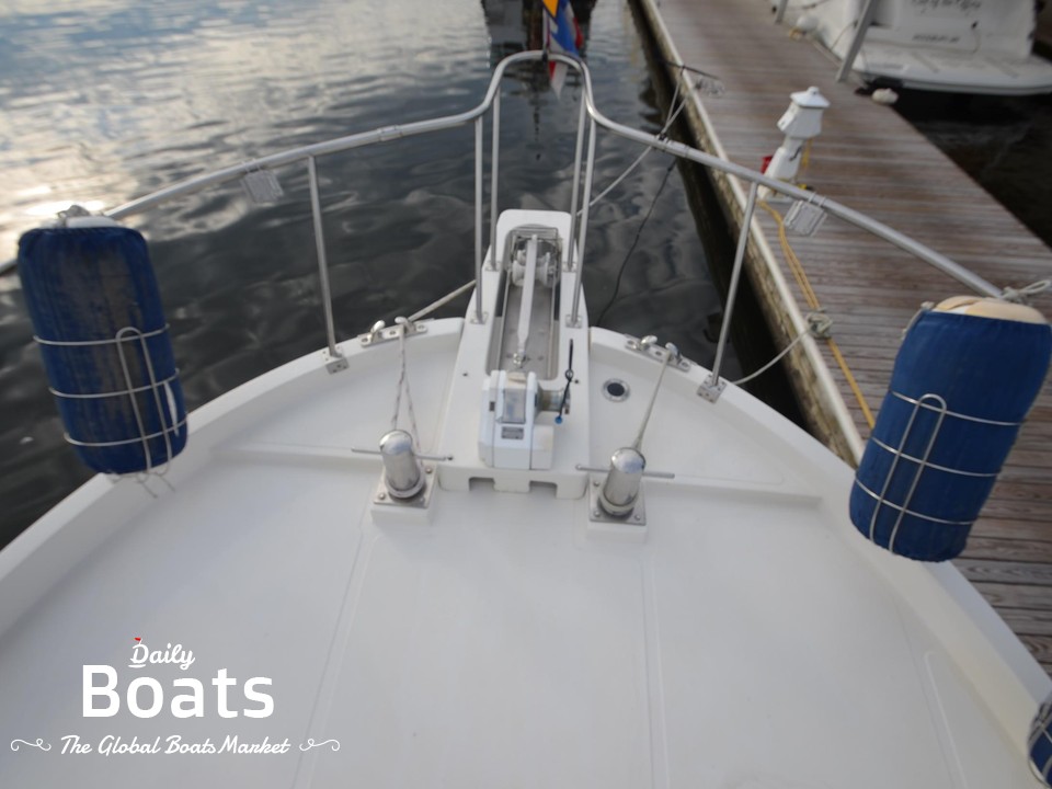 1988 CHB 42 Sundeck for sale. View price, photos and Buy 1988 CHB 42 ...