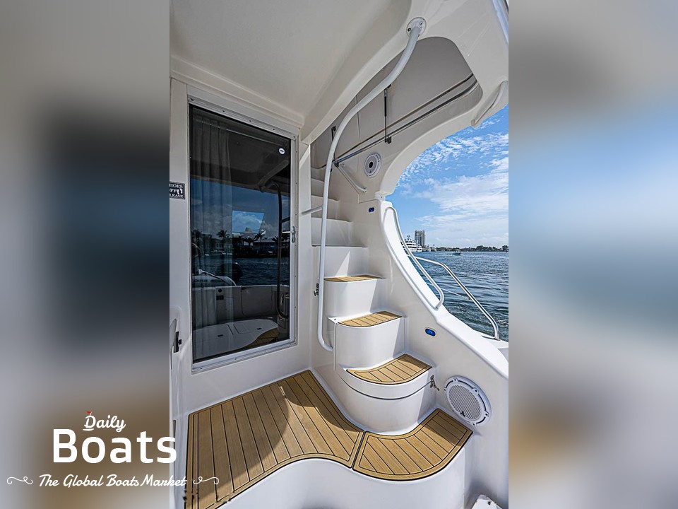 2005 Silverton 48 Convertible for sale. View price, photos and Buy 2005 ...