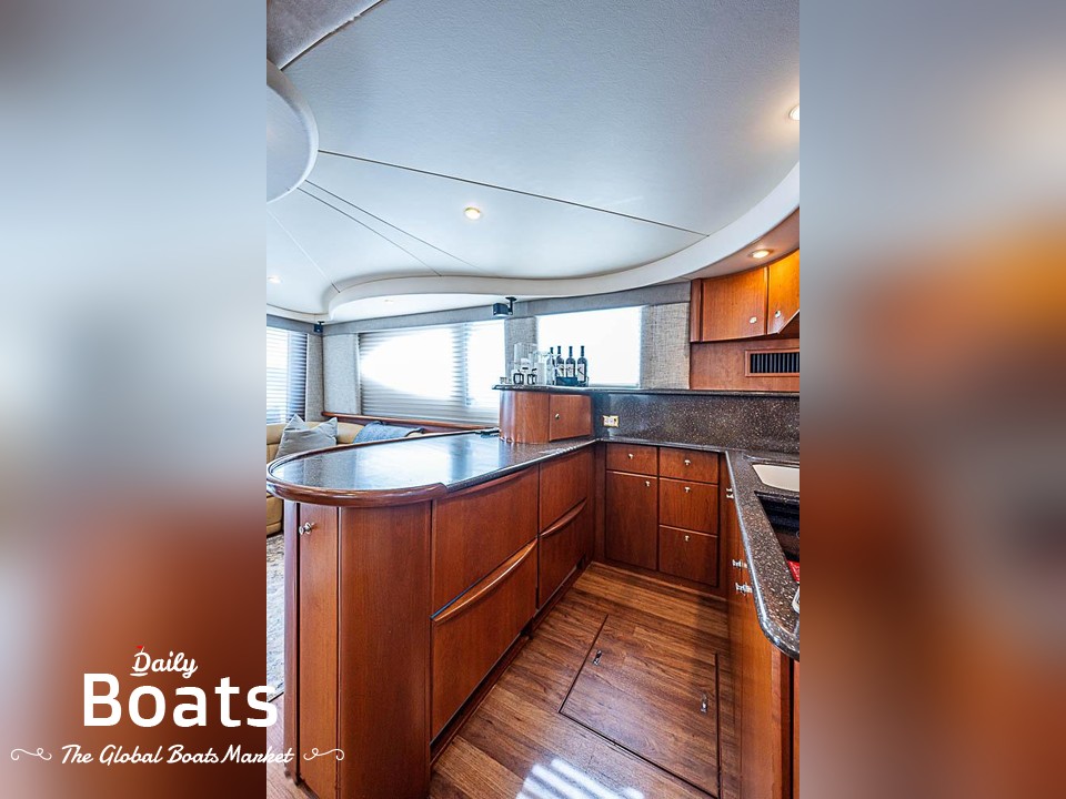 2005 Silverton 48 Convertible for sale. View price, photos and Buy 2005 ...