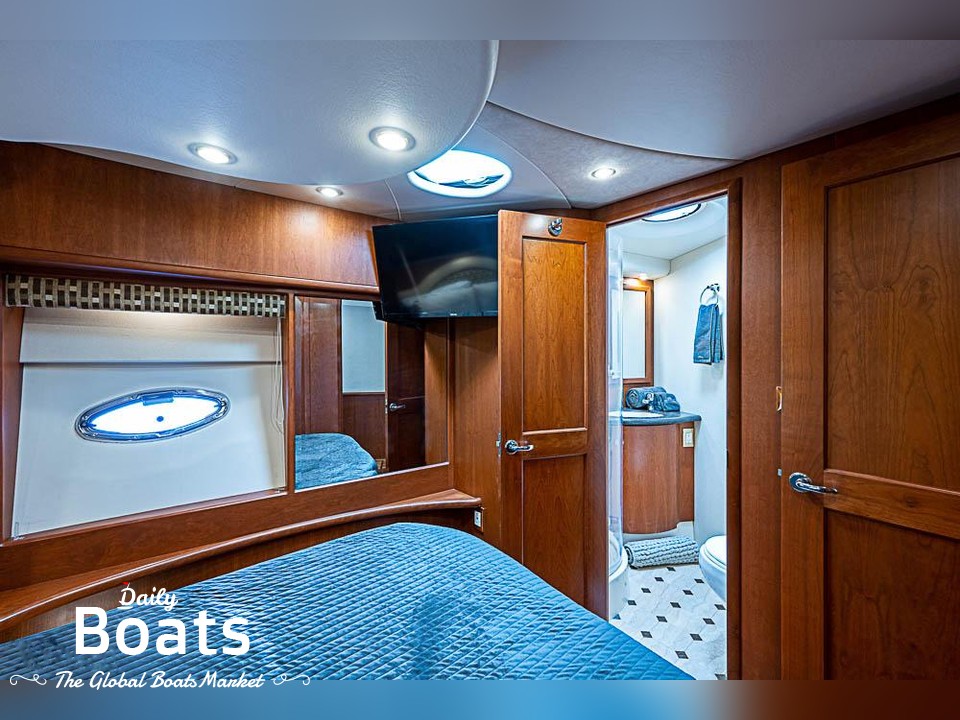 2005 Silverton 48 Convertible for sale. View price, photos and Buy 2005 ...