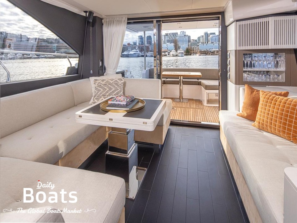 2021 Azimut 50 Flybridge for sale. View price, photos and Buy 2021 ...