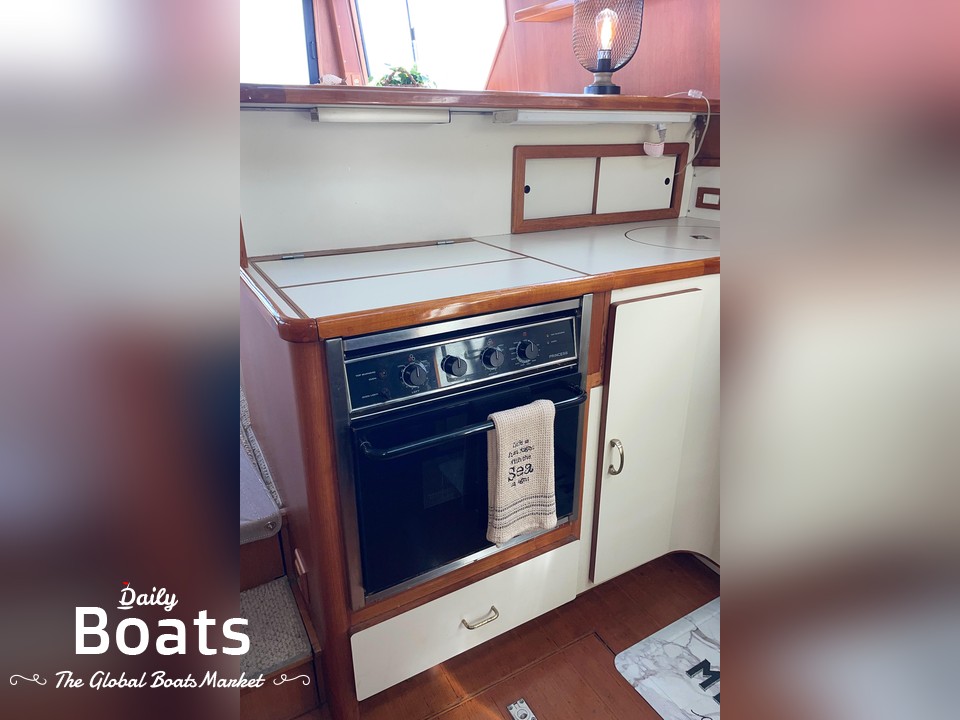 1991 Mikelson 48 Sedan for sale. View price, photos and Buy 1991 ...