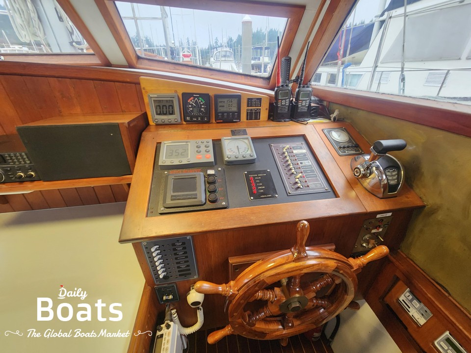 1988 Custom Pilothouse for sale. View price, photos and Buy 1988 Custom ...