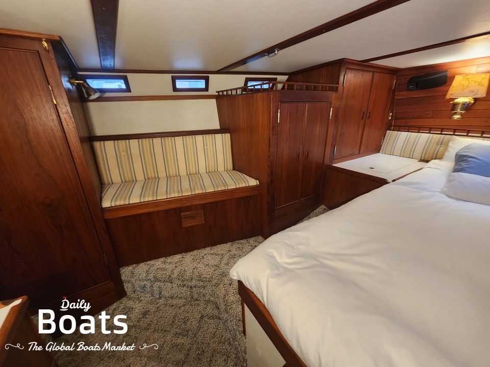 1988 Custom Pilothouse for sale. View price, photos and Buy 1988 Custom ...