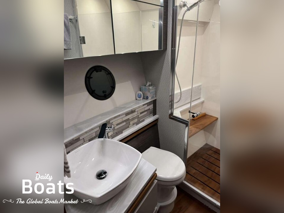 2020 Tiara Yachts 49 Coupe for sale. View price, photos and Buy 2020 ...