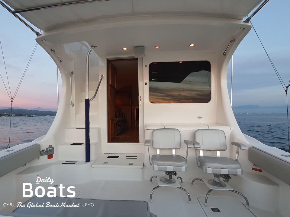 2005 Luhrs 41 Convertible for sale. View price, photos and Buy 2005 ...