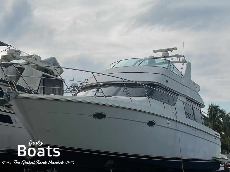 1999 Carver 45 Cockpit Motor Yacht for sale. View price, photos and Buy ...