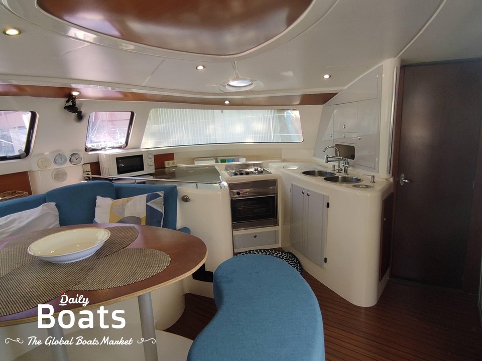 2001 Fountaine Pajot Belize 43 for sale. View price, photos and Buy ...
