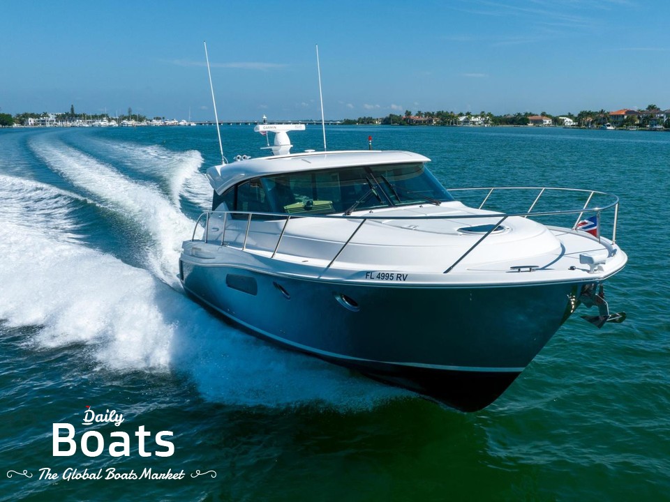 2019 Tiara Yachts 44 Coupe for sale. View price, photos and Buy 2019 ...