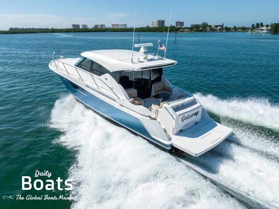 2019 Tiara Yachts 44 Coupe for sale. View price, photos and Buy 2019 ...