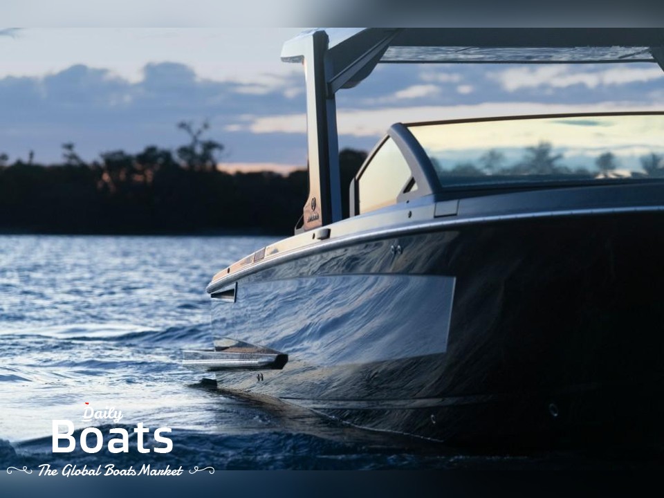 2023 Aviara Av32 Outboard for sale. View price, photos and Buy 2023 ...