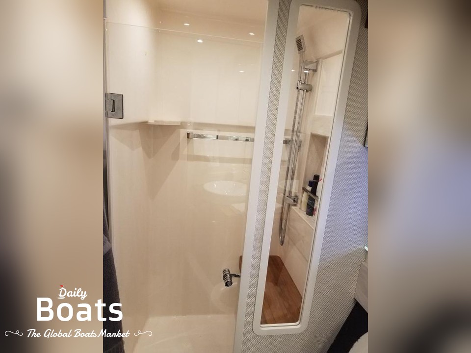 2017 Tiara Yachts C44 Coupe en venta. Ver precio, fotos y Comprar 2017 ...