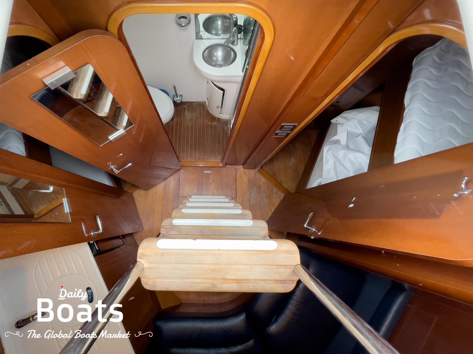 2005 Princess 25 for sale. View price, photos and Buy 2005 Princess 25 ...