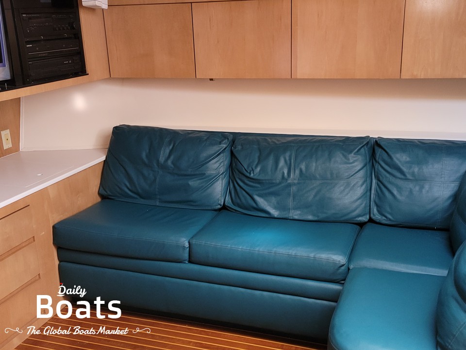 1996 Hatteras 43 Express for sale. View price, photos and Buy 1996 ...