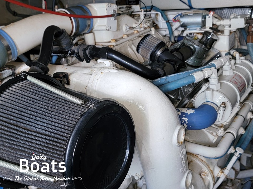 1996 Hatteras 43 Express for sale. View price, photos and Buy 1996 ...