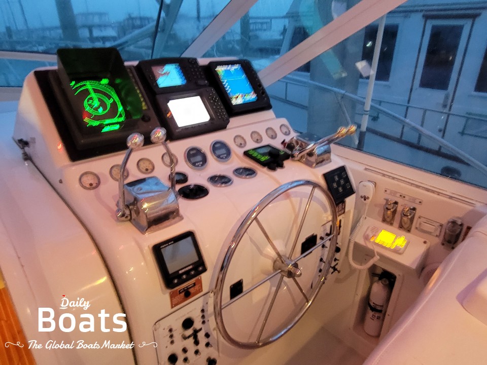 1996 Hatteras 43 Express for sale. View price, photos and Buy 1996 ...