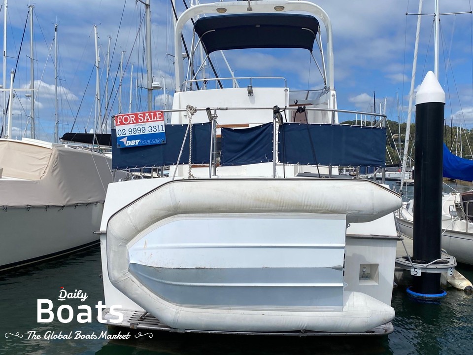 1991 Custom Challson Blue Seas 37 Flybridge Cruiser for sale. View ...