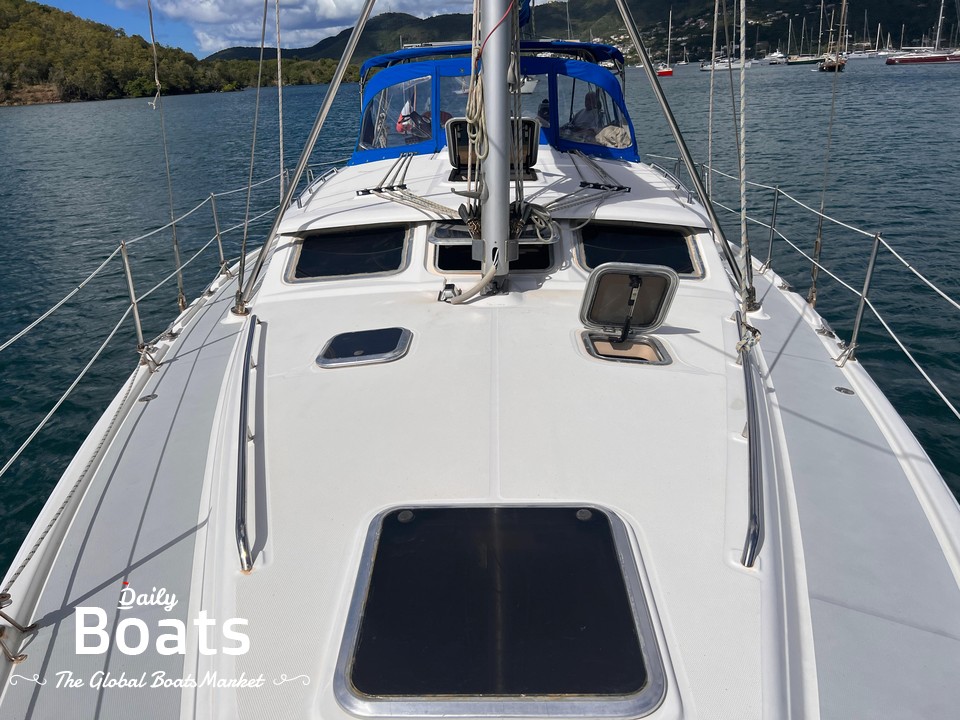 2004 Hunter 44 Deck Salon for sale. View price, photos and Buy 2004 ...