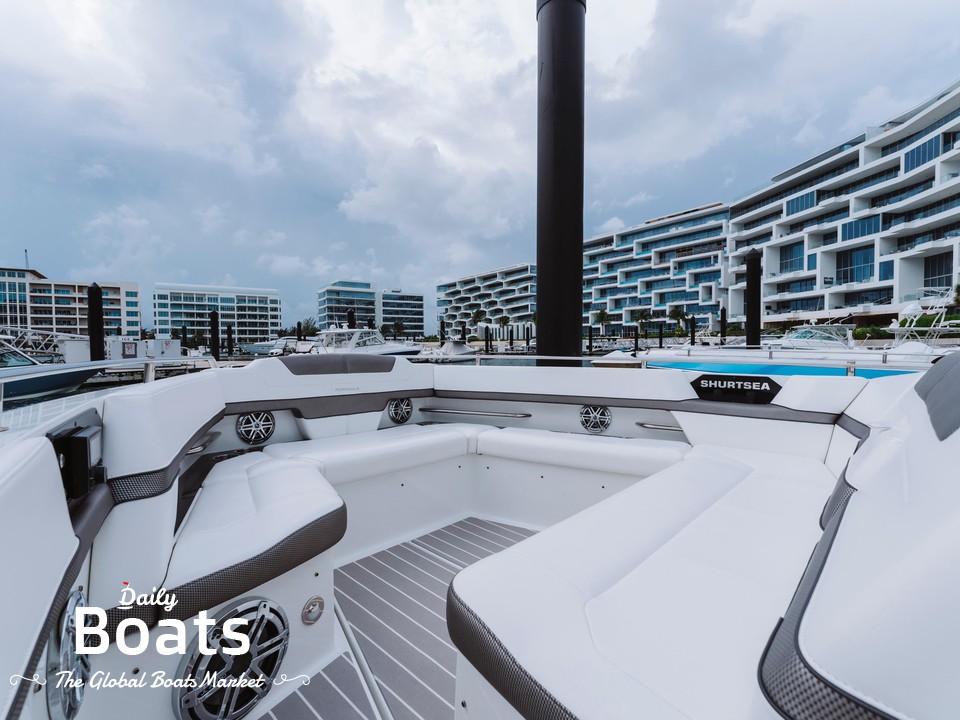 2019 Formula 430 Super Sport Crossover for sale. View price, photos and ...