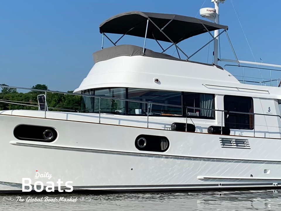 2015 Beneteau Swift Trawler 44 for sale. View price, photos and Buy ...