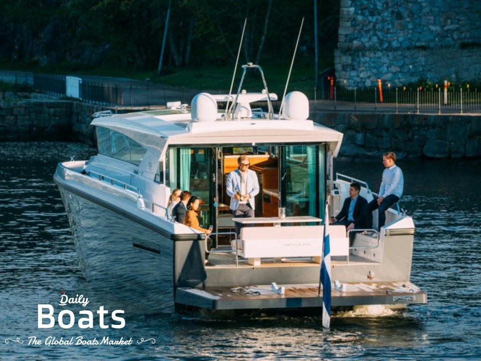 2018 Delta Powerboats 54 Carbon Ips Mk2 for sale. View price, photos ...