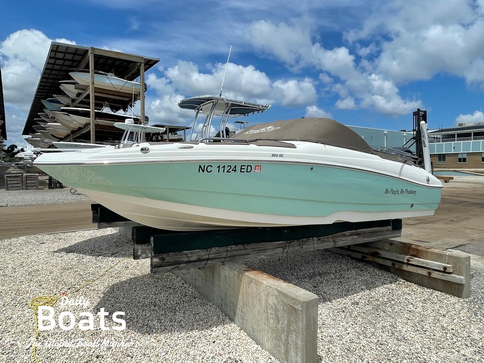 2016 NauticStar 203Dc Sport Deck for sale. View price, photos and Buy ...