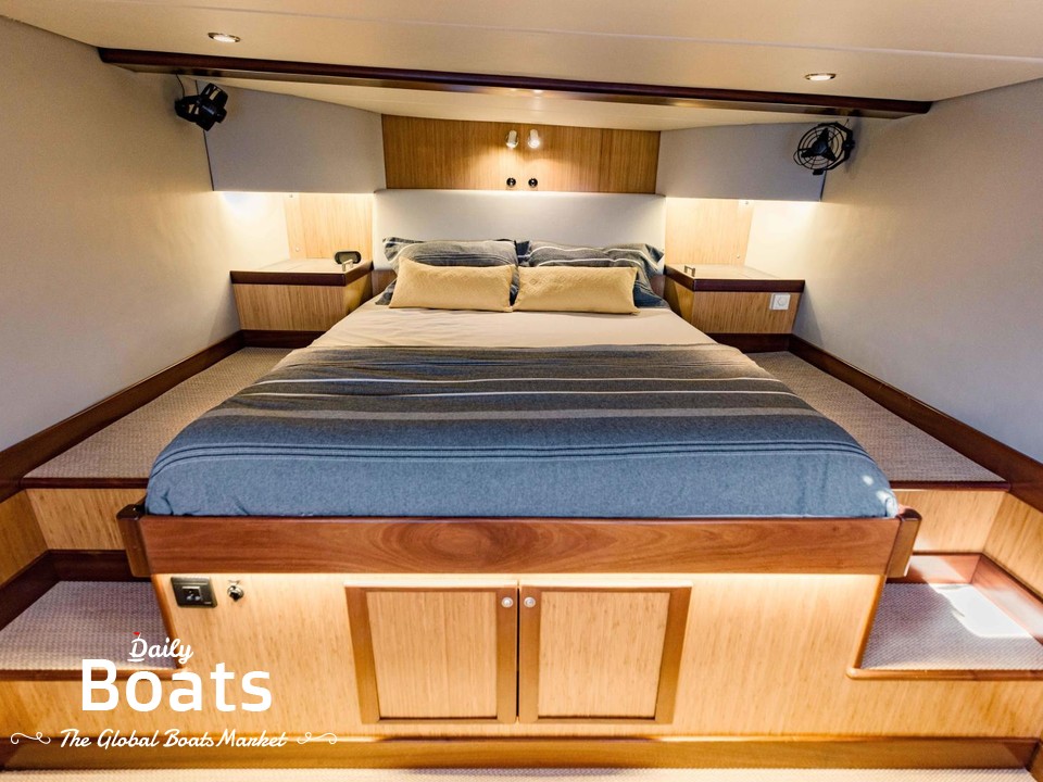 2012 Custom 78 Transocean Powercat à vendre. Voir le prix, les photos ...