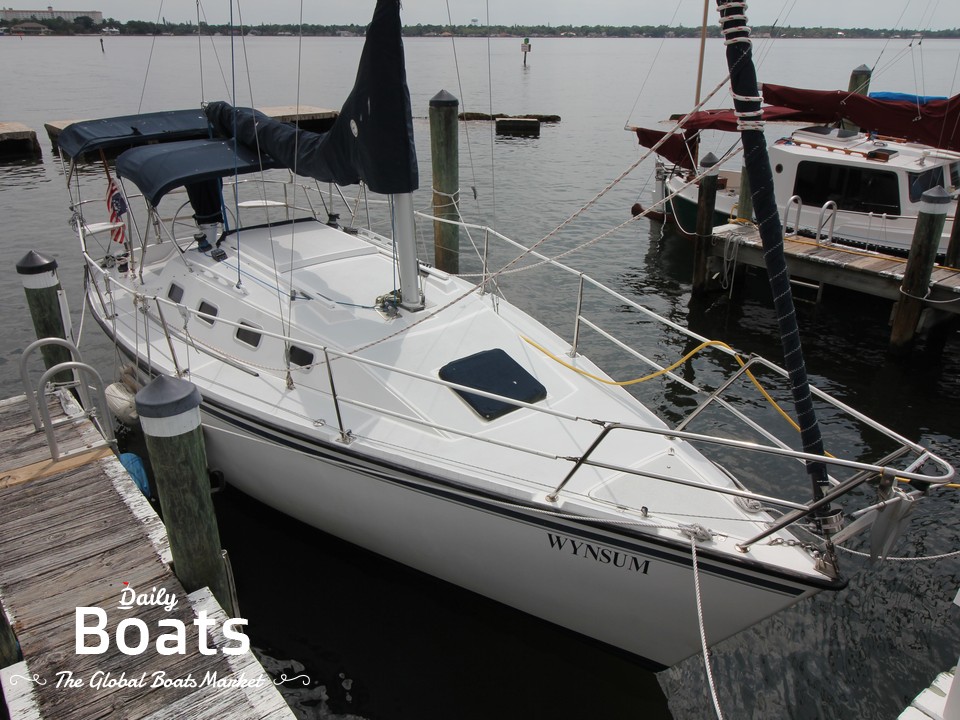 1999 Precision 28 for sale. View price, photos and Buy 1999 Precision ...