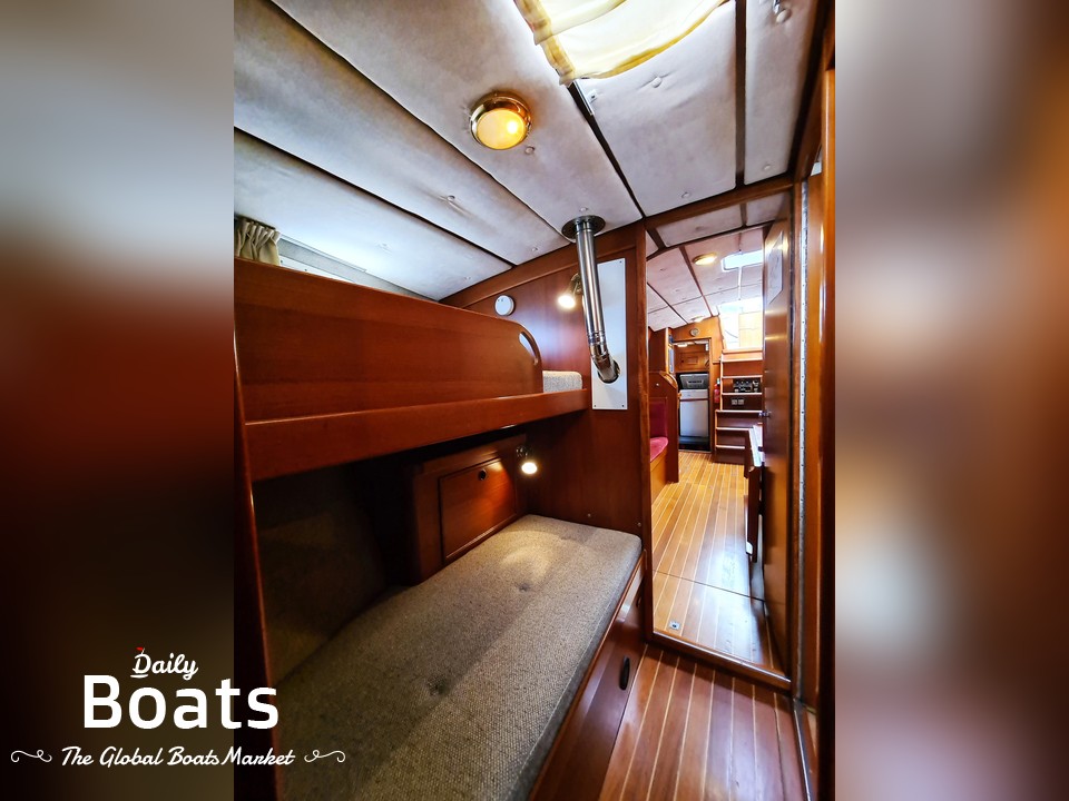 1986 Contest 48S for sale. View price, photos and Buy 1986 Contest 48S ...