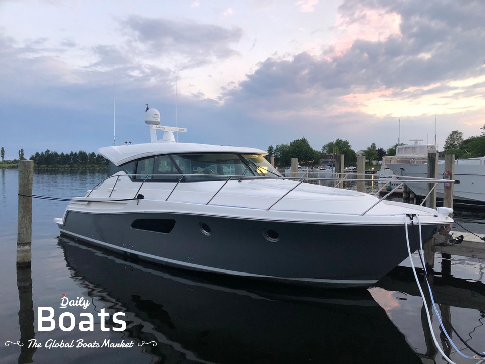 2017 Tiara Yachts 44' Coupe for sale. View price, photos and Buy 2017 ...