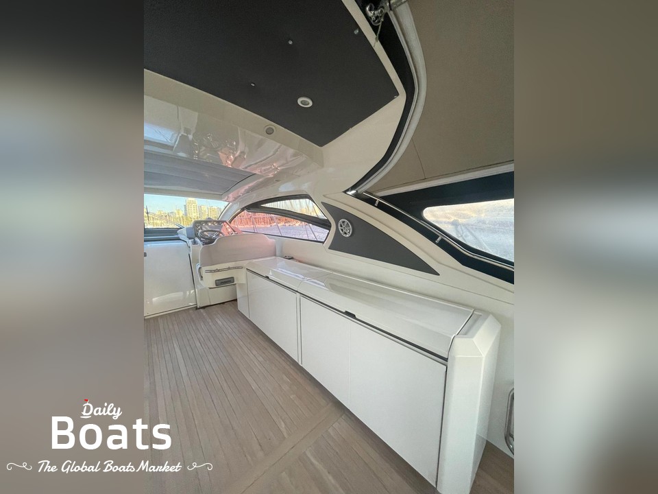 2011 Azimut Atlantis 48 for sale. View price, photos and Buy 2011 ...