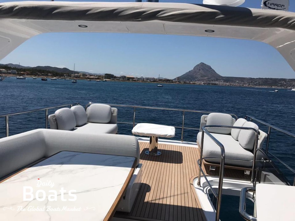 2018 Azimut 55 Flybridge for sale. View price, photos and Buy 2018 ...
