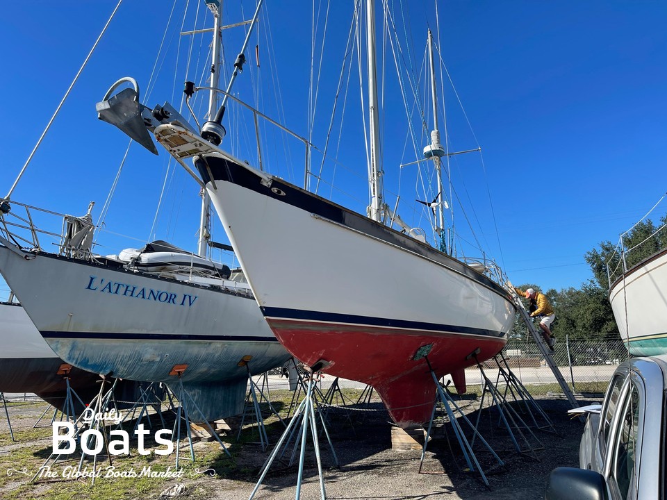 1980 Pearson 424 for sale. View price, photos and Buy 1980 Pearson 424 ...