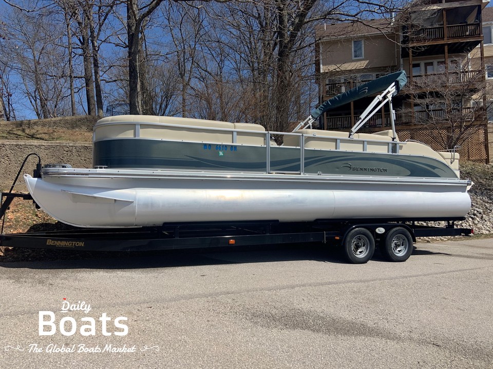 2009 Bennington 2575 Rcw I/O for sale. View price, photos and Buy 2009 ...