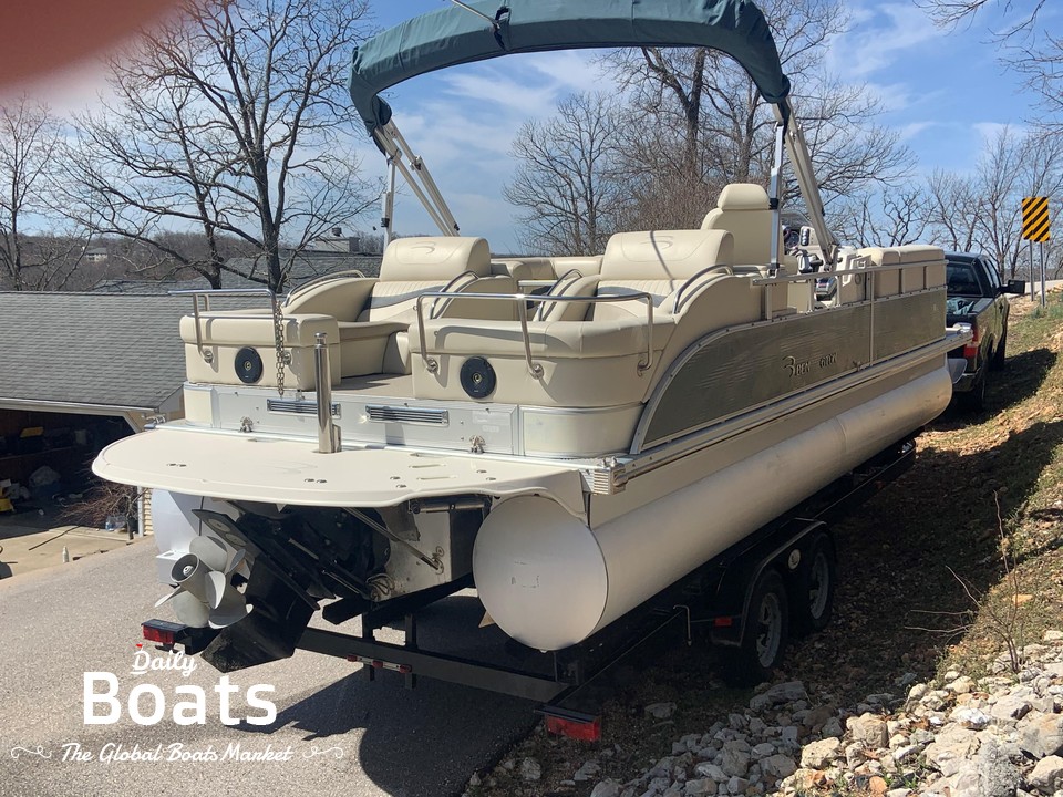 2009 Bennington 2575 Rcw I/O for sale. View price, photos and Buy 2009 ...