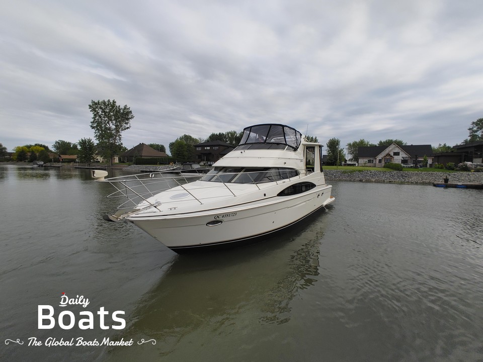 2004 Carver 444 Cockpit Motor Yacht for sale. View price, photos and ...