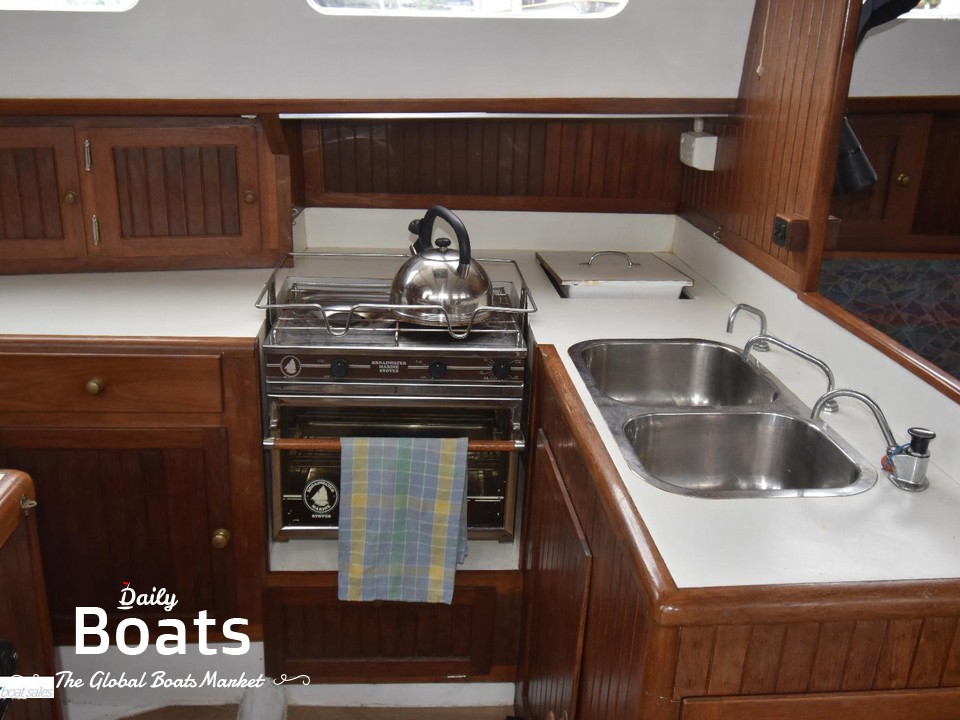 1980 Roberts 36 for sale. View price, photos and Buy 1980 Roberts 36 ...