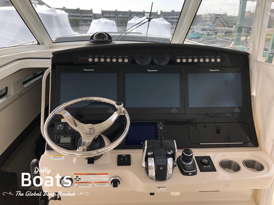 2018 Boston Whaler 420 Outrage for sale. View price, photos and Buy ...