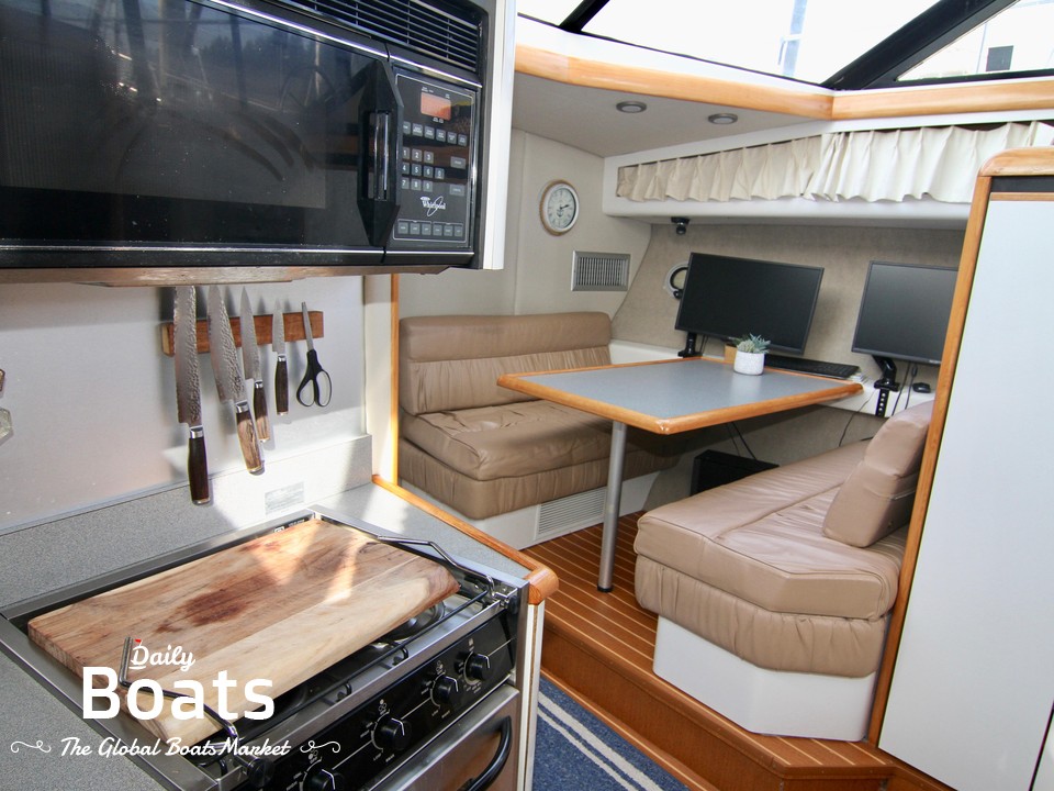 1991 Bayliner 4387 Motoryacht for sale. View price, photos and Buy 1991 ...