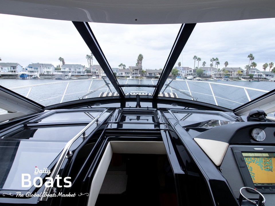 2009 Regal 52 Sport Coupe 5260 Commodore for sale. View price, photos ...