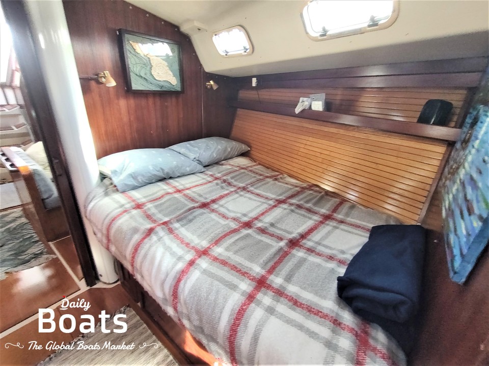 1989 Catalina 42 for sale. View price, photos and Buy 1989 Catalina 42 ...