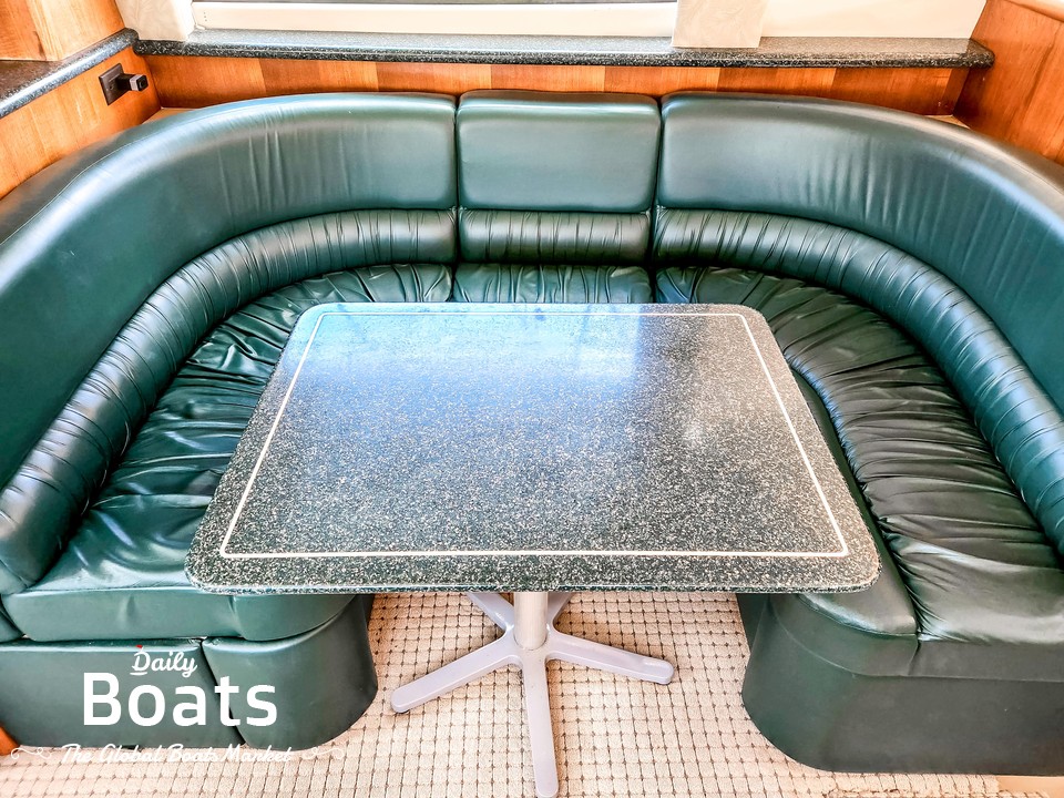 1999 Carver 504 for sale. View price, photos and Buy 1999 Carver 504 ...