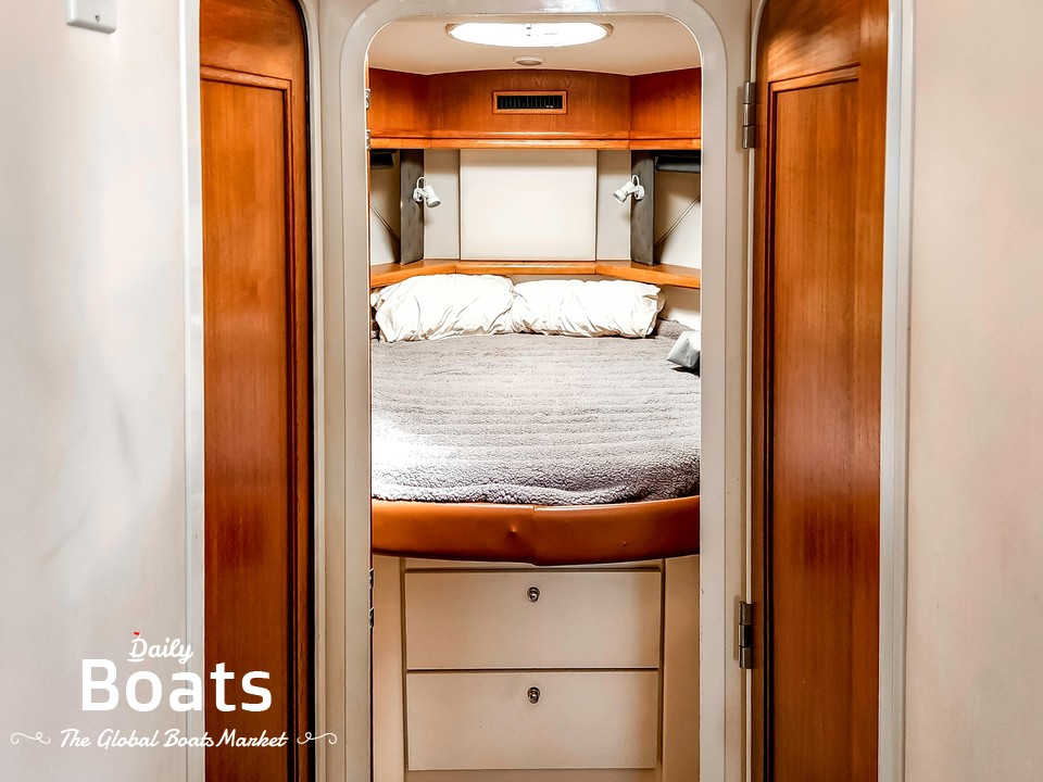 1999 Carver 504 for sale. View price, photos and Buy 1999 Carver 504 ...