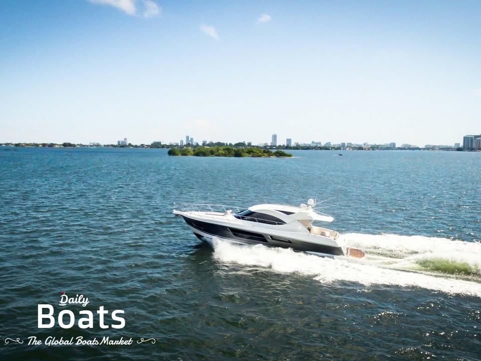 2014 Riviera 5000 Sport Yacht for sale. View price, photos and Buy 2014 ...